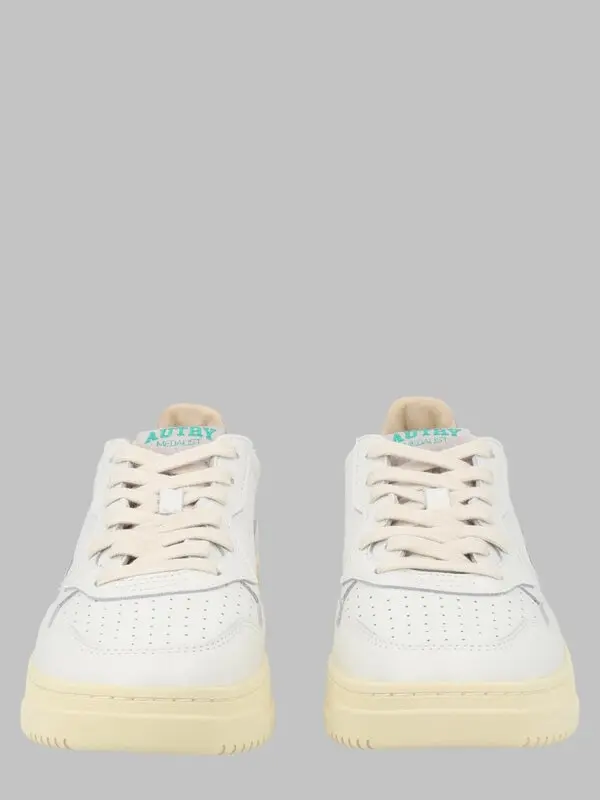 AUTRY Medalist Low Sneakers - White