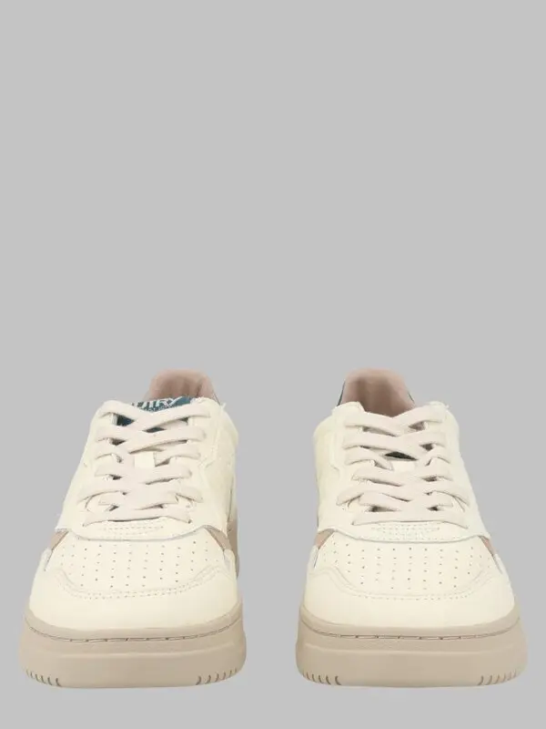AUTRY Medalist Low Lifestyle Sneakers