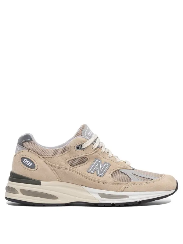 NEW BALANCE 991v2 Sneakers - Beige