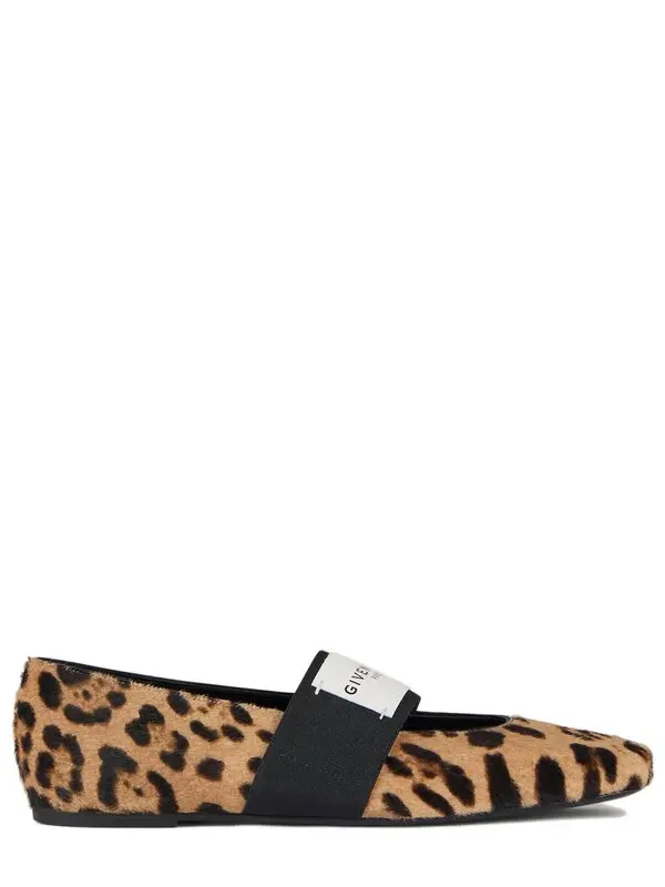 Givenchy Ballerina Flats With Embossed Detail And Strap - Nero
