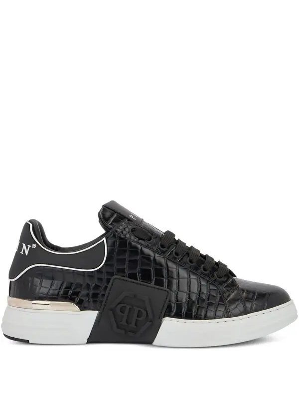 Philipp Plein Sleek Urban Sneakers For