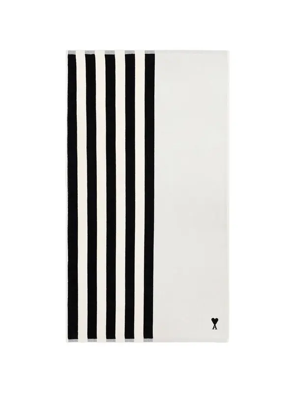 AMI Paris Mini Heart Patterned Towel