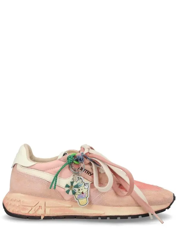 AUTRY Lace-up Low-top Sneaker With Charm Detail - Pink