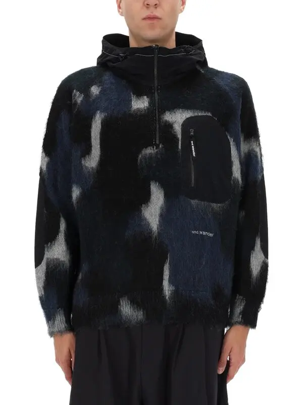 AND WANDER Mix Color Shaggy Knit Hoodie
