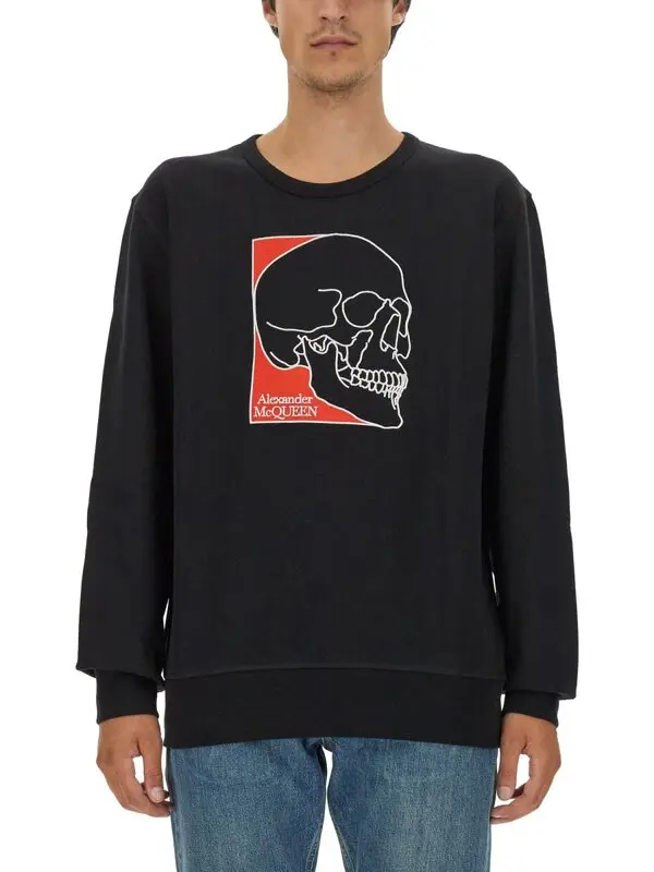 Alexander McQueen Crewneck Sweatshirt With Embroidered Skull - Black