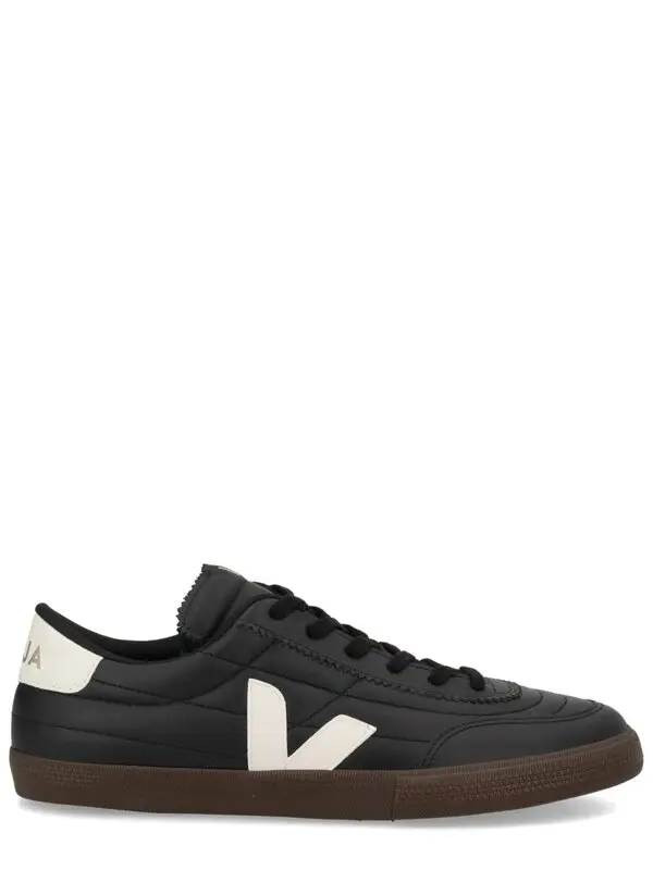 VEJA Low Top Sneaker