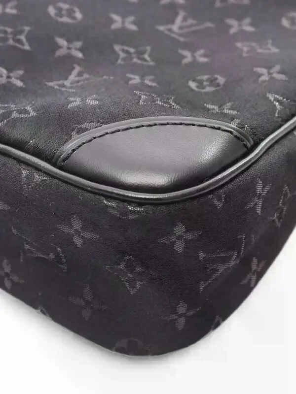 LOUIS VUITTON Boulogne Monogram Shoulder Bag
