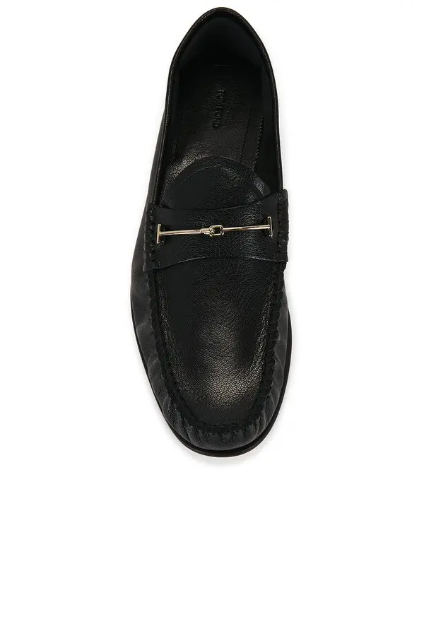 TOM FORD Shiny Goat Leather Double T Hardware Loafers - Black