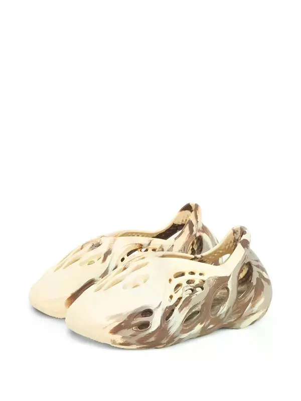 ADIDAS X YEEZY Foam Runner Mx Low-top Sneakers