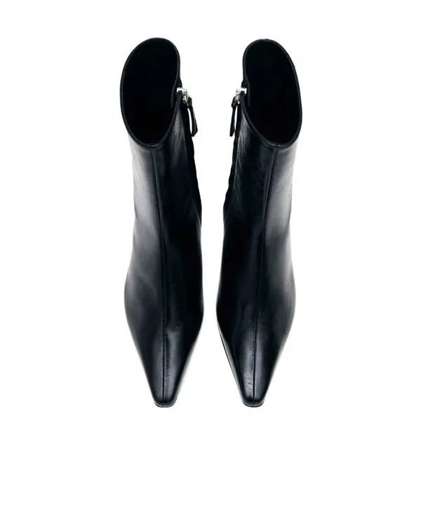 ALOHAS Ambar Rift Leather Ankle Boots