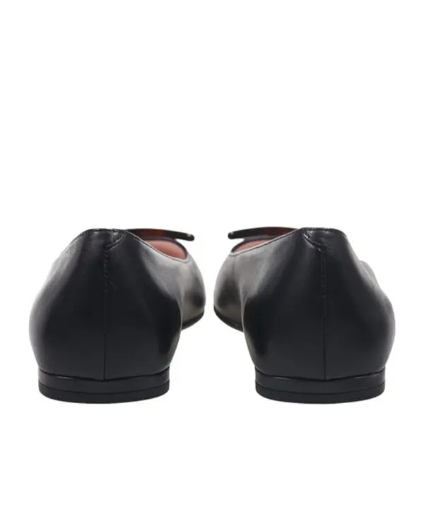 ROGER VIVIER Round-toe Ballet Flats