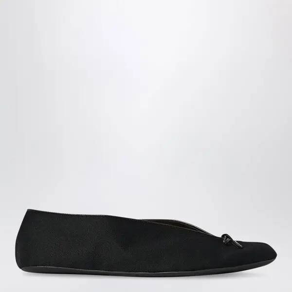 THE ROW Fay Slip-on Shoe With Bow In Japanese Wool - Black