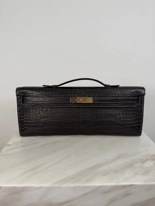 Hermès Kelly Handbag In Graphite Matt Porosus Leather With Permabrass Hardware - Grey