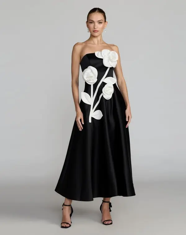 Mac Duggal Strapless A-line Gown With 3d Flower Appliqu - Black