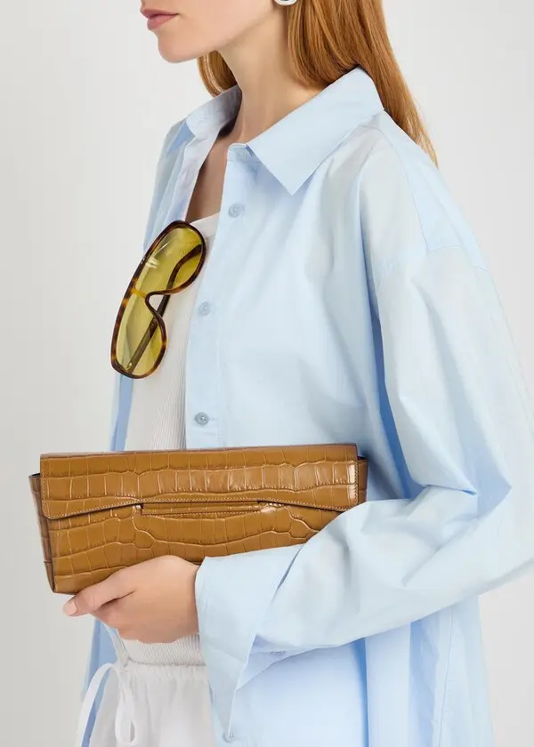 TOTEME Crocodile-embossed Leather Clutch - Tan