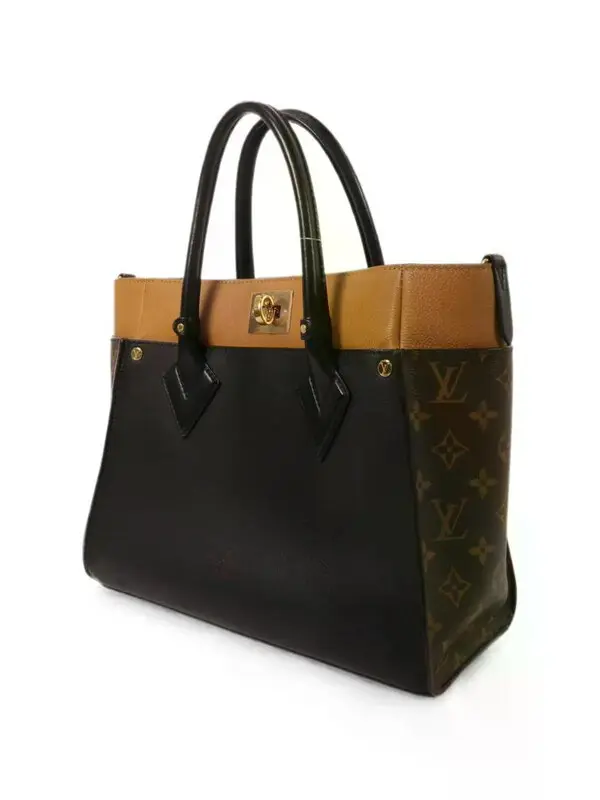 LOUIS VUITTON Monogram Canvas On My Side Mm Bag