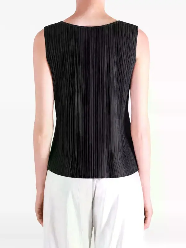 Issey Miyake Sleeveless Top - Black