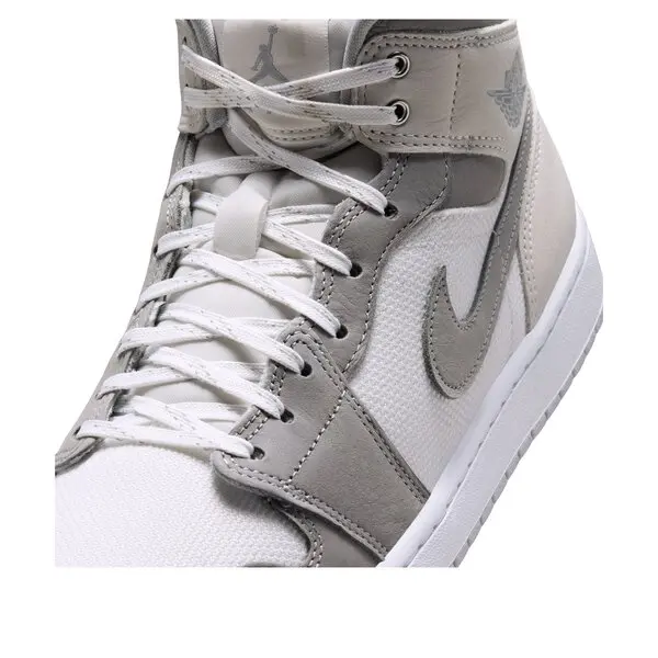 JORDAN 1 Mid Sneakers - Summit White/phantom/light Smoke Grey