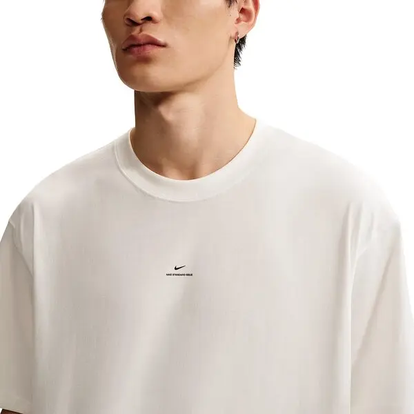Nike Standard Issue Dri-fit T-shirt - Sail
