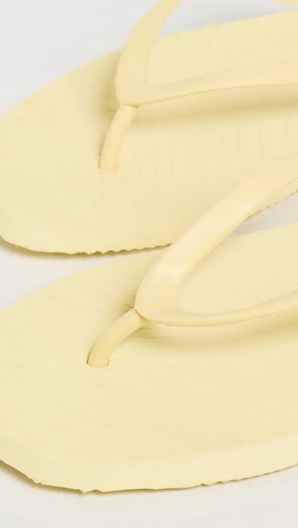 VELOUR Tapered Flip Flops - Mellow Yellow