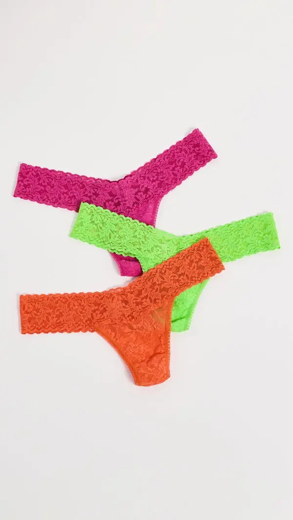 Hanky Panky Signature Lace Low Rise Thong 3 Pack