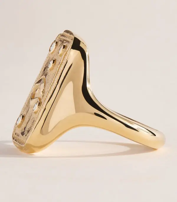 AZLEE Guardian Relic Signet Ring