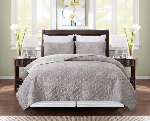 C&F HOME Maeve Jacquard /queen 3-piece Quilt Bedding Set