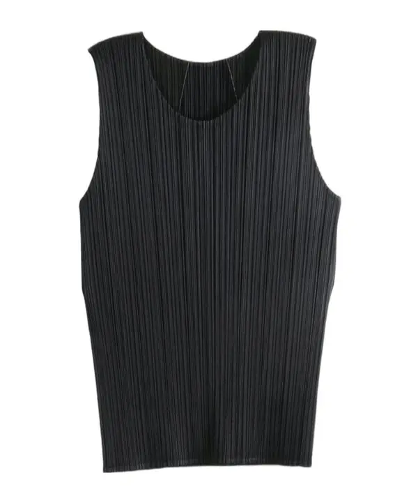 Issey Miyake Sleeveless Pleated Top - Not
