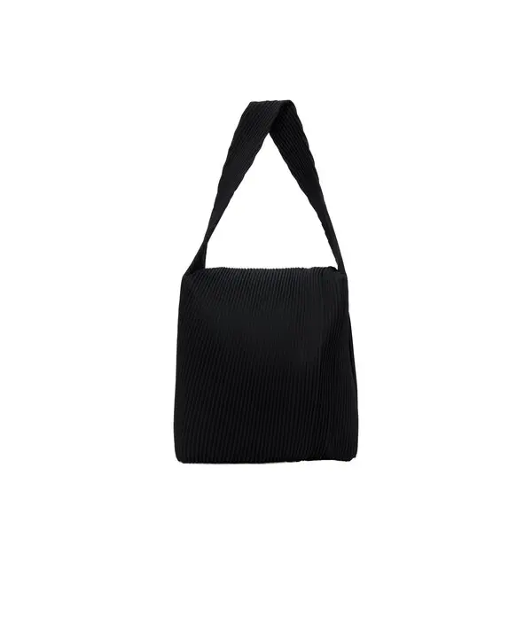 Issey Miyake Rounded Square Shoulder Bag - Black