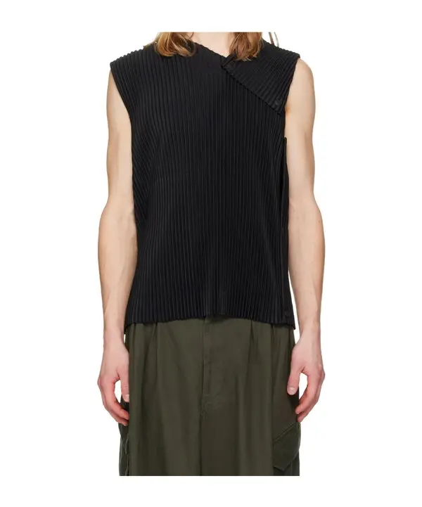 Issey Miyake Asymmetrical Pleated Vest - Black