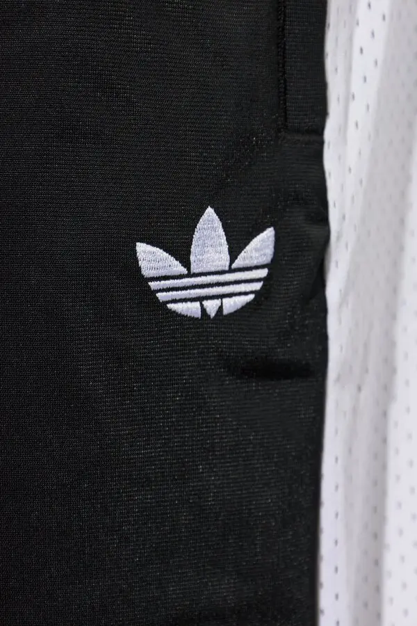 ADIDAS ORIGINALS Loose Fit Logo Shorts