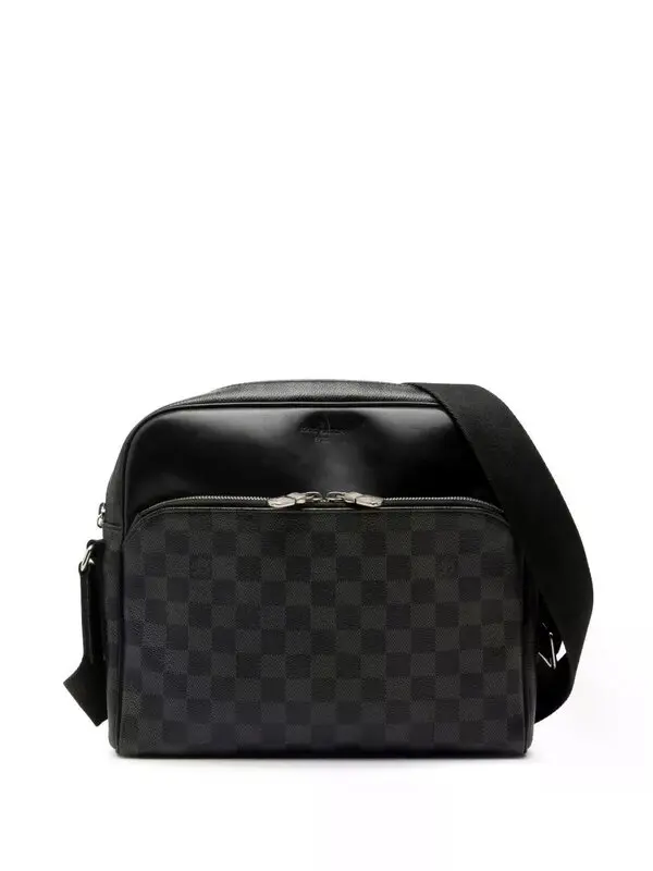 LOUIS VUITTON Damier Graphite Dayton Reporter Mm Bag - Black