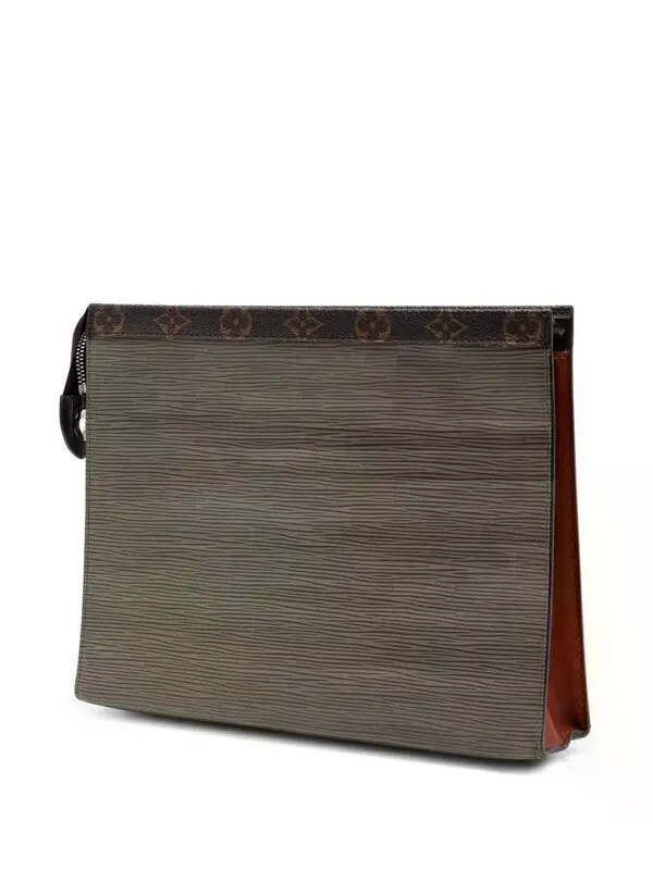 LOUIS VUITTON Epi Pochette Voyage Mm Clutch Bag