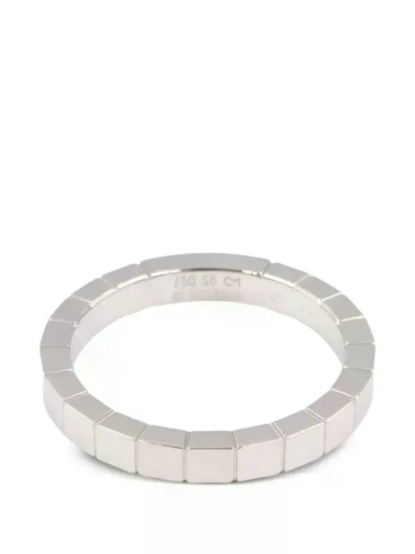 Cartier Laniere Engraved Logo Ring In 18k White Gold - Silver