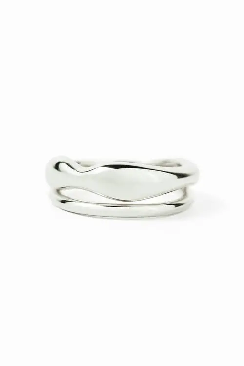 ZYNNIA COLLECTIVE Flow Ring - Silver