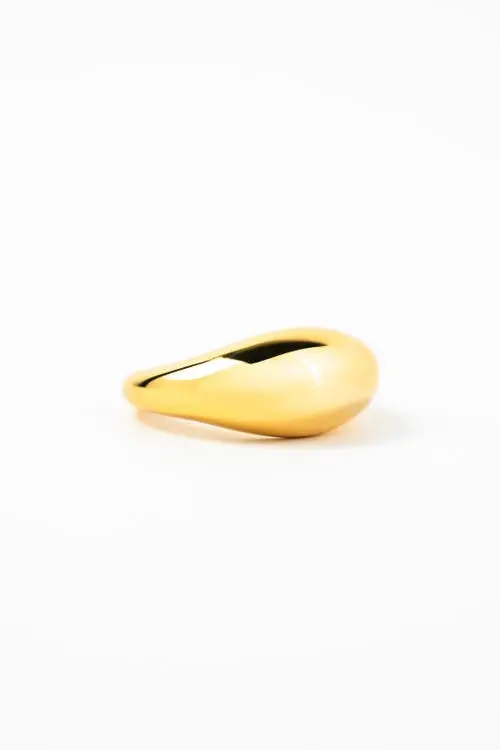 ZYNNIA COLLECTIVE Dome Ring - Gold