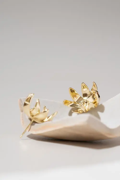 ZYNNIA COLLECTIVE Full Bloom Studs