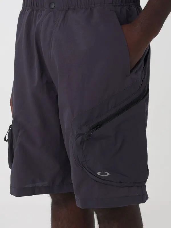 Oakley Regular Fit Cargo Shorts In Technical Fabric With Side Pockets
