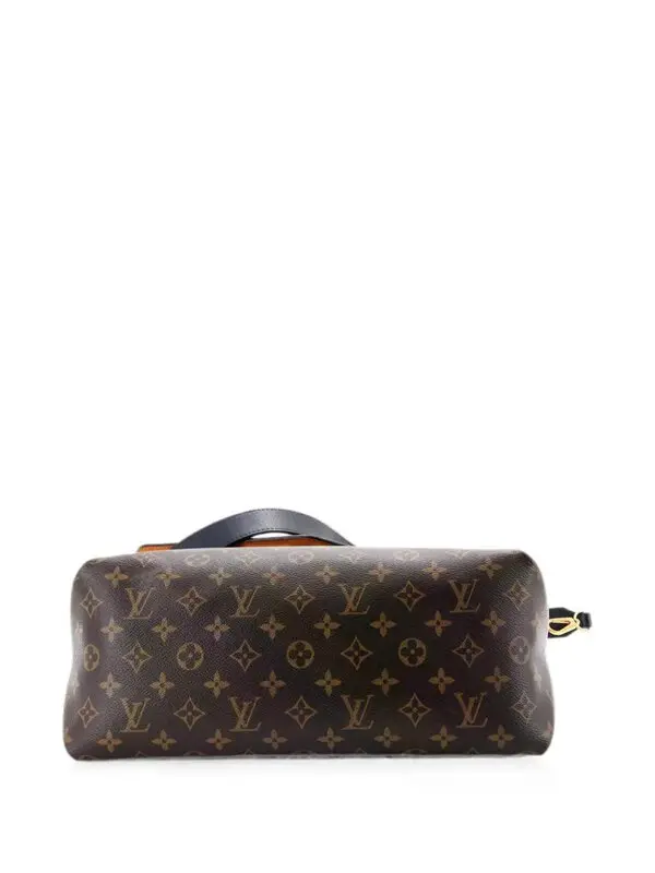 LOUIS VUITTON Monogram Canvas Beaubourg Shoulder Bag