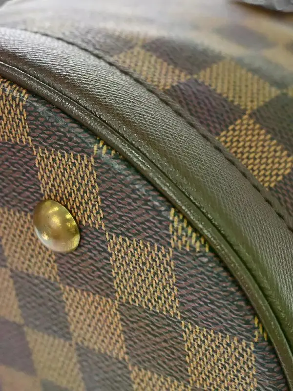 LOUIS VUITTON Damier Ebene Marais Tote Bag