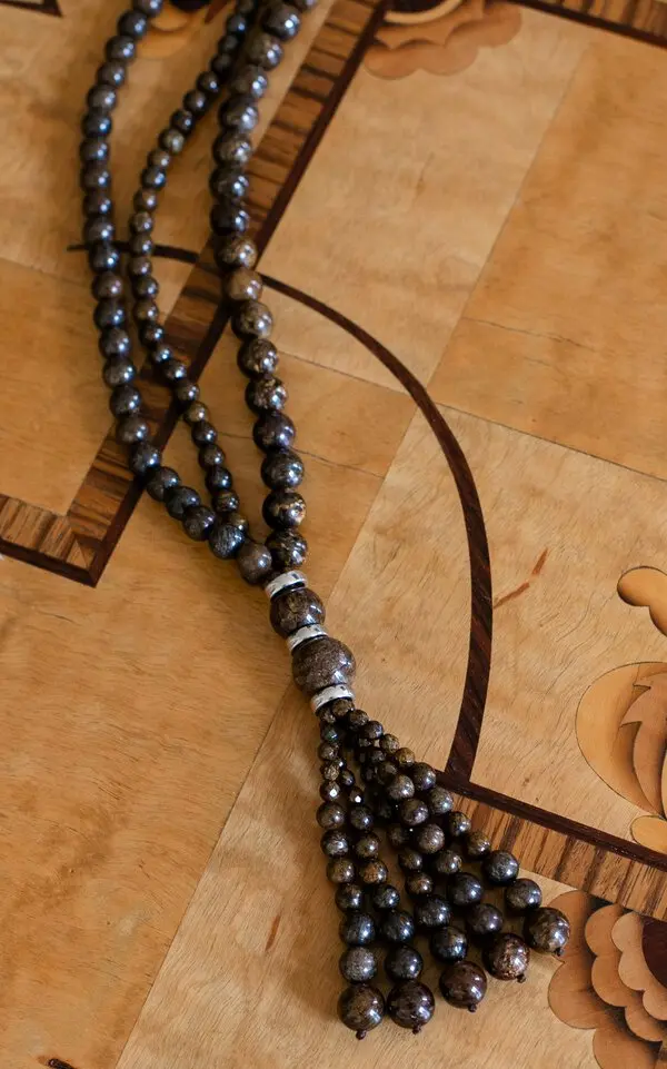 Le Sundial Venice Opera Bronzite Necklace