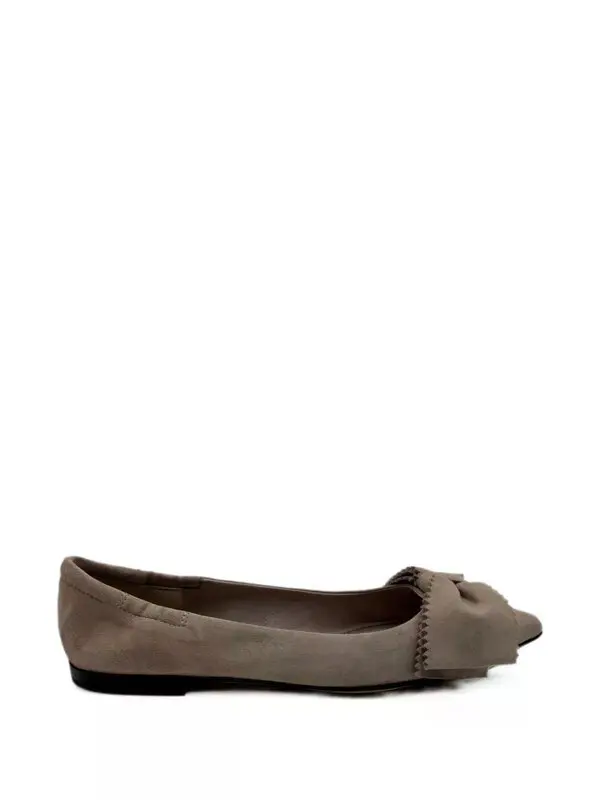 POMME D´OR Ingrid Bow Detail Pointed Toe Pumps