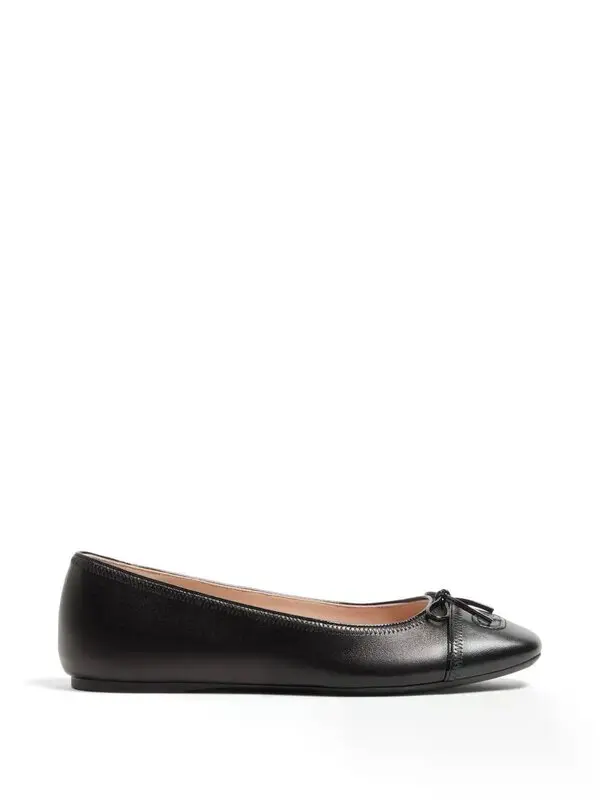 Valentino Garavani Ballerinas Vlogo Signature Nappa - Black