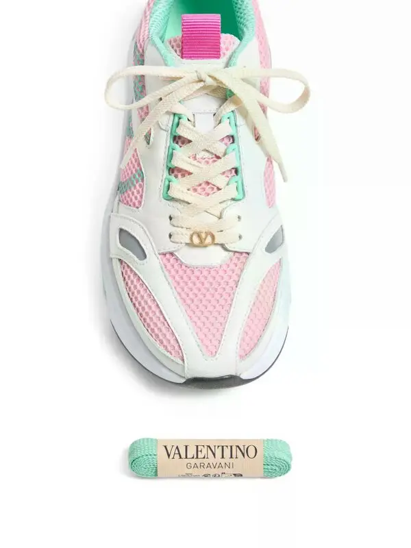 Valentino Garavani Vlogo Signature Sneakers - Pink