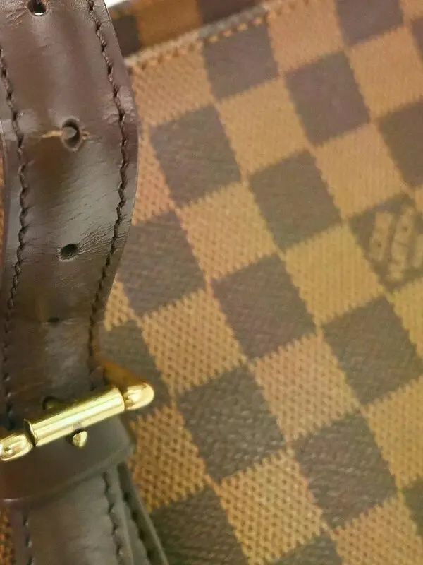 LOUIS VUITTON Chelsea Damier Shoulder Bag