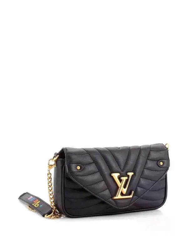 LOUIS VUITTON New Wave Chain Pochette