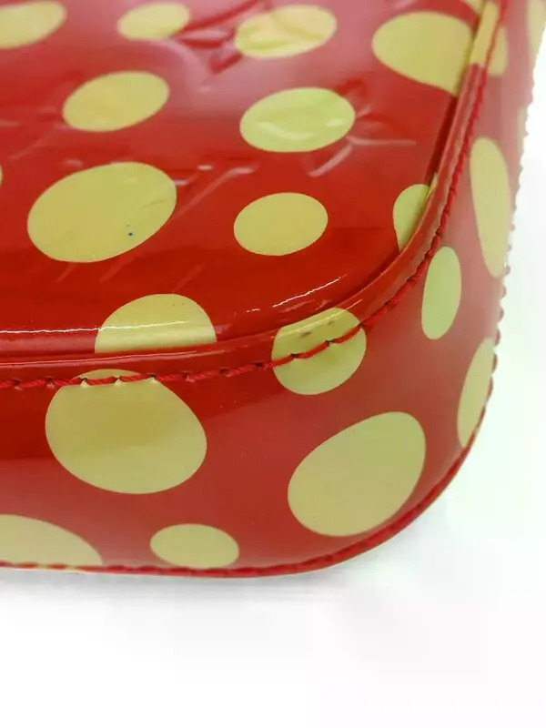LOUIS VUITTON X Yayoi Kusama 2012 Dot Infinity Pochette Handbag