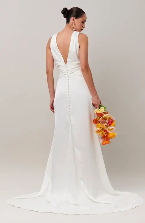 BWLDR Riviera Gown