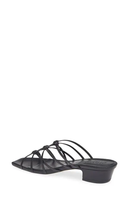 AeydĒ Talha Sandal