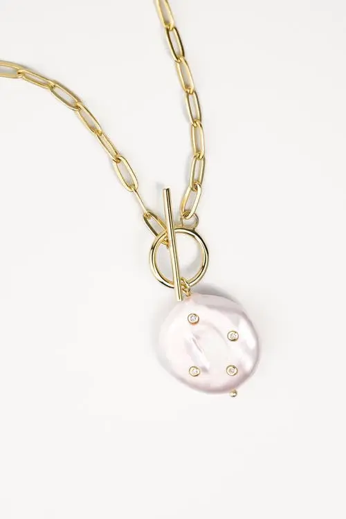ZYNNIA COLLECTIVE Baroque Pearl And Cubic Zirconia Necklace - Gold